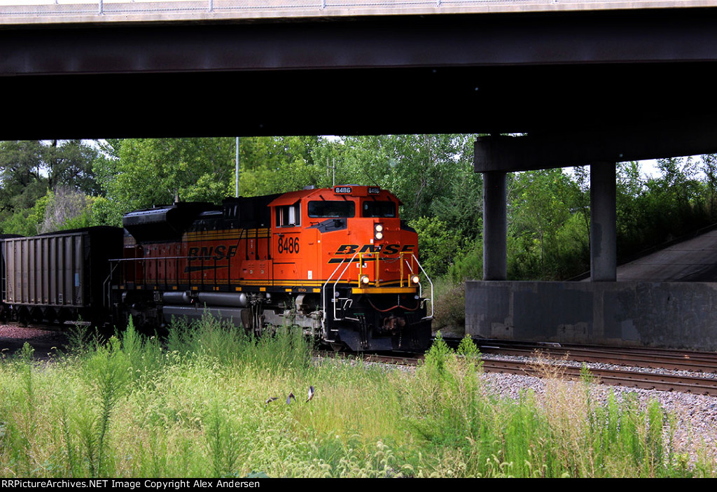 BNSF 8486